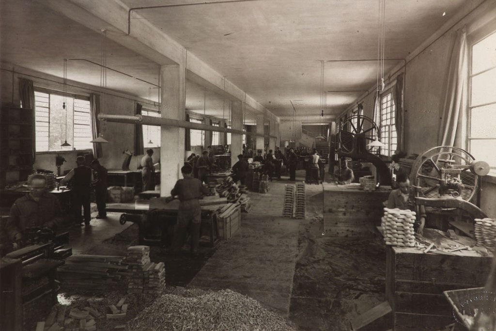 Ponzini S.p.A. Research, innovation and quality since 1862